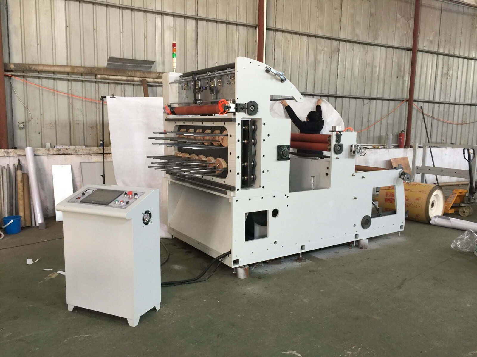 Roll Paper Die Cutting Punching Machine